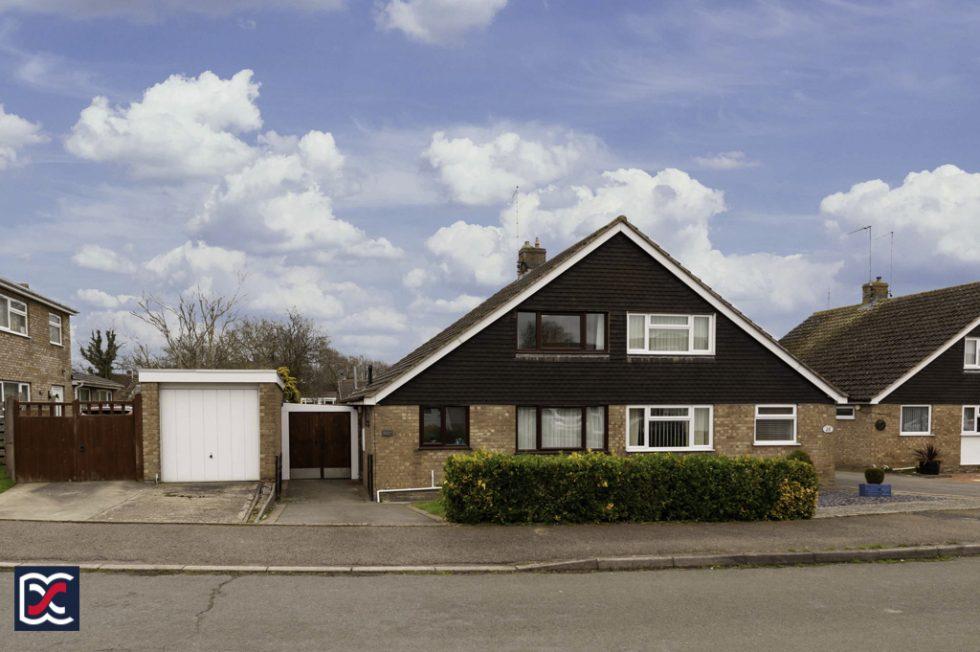 Daventry Estate Agents | David Cosby - Property Sales & Lettings