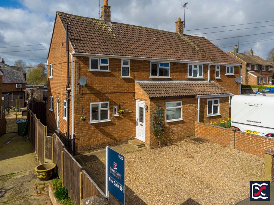 New Road, Maidford | FOR SALE